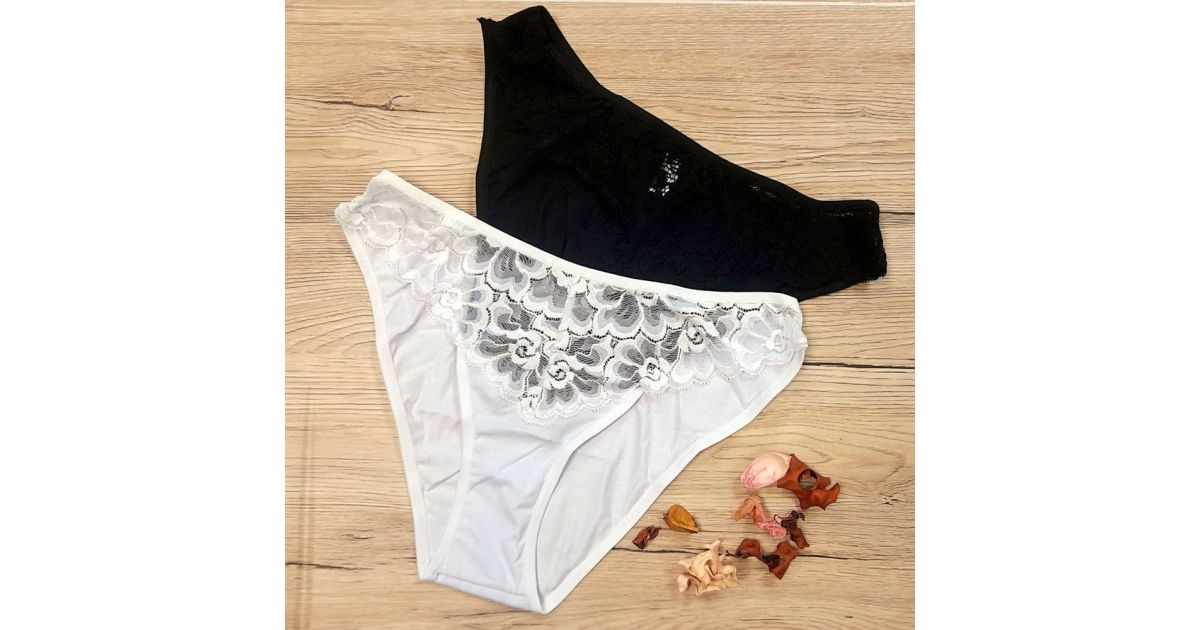 "Betti" csipkés pamut alsó - fehernemu.hu webáruház